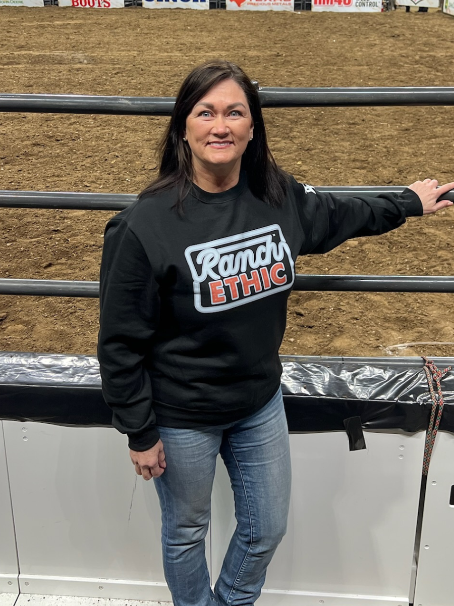 Black Logo Crewneck – Ranch Ethic